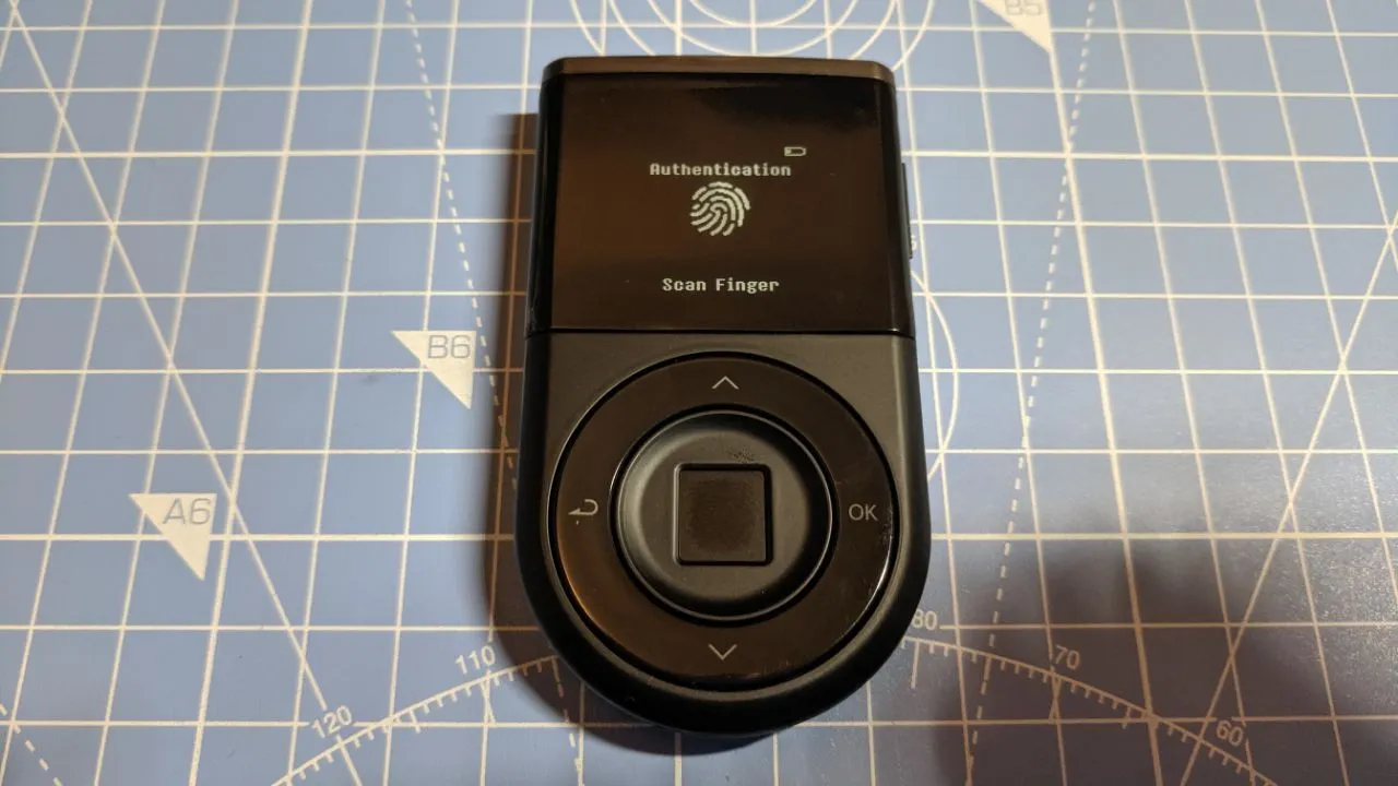 D'CENT Biometric Wallet review: Secure and simple—but some limitations - Decrypt