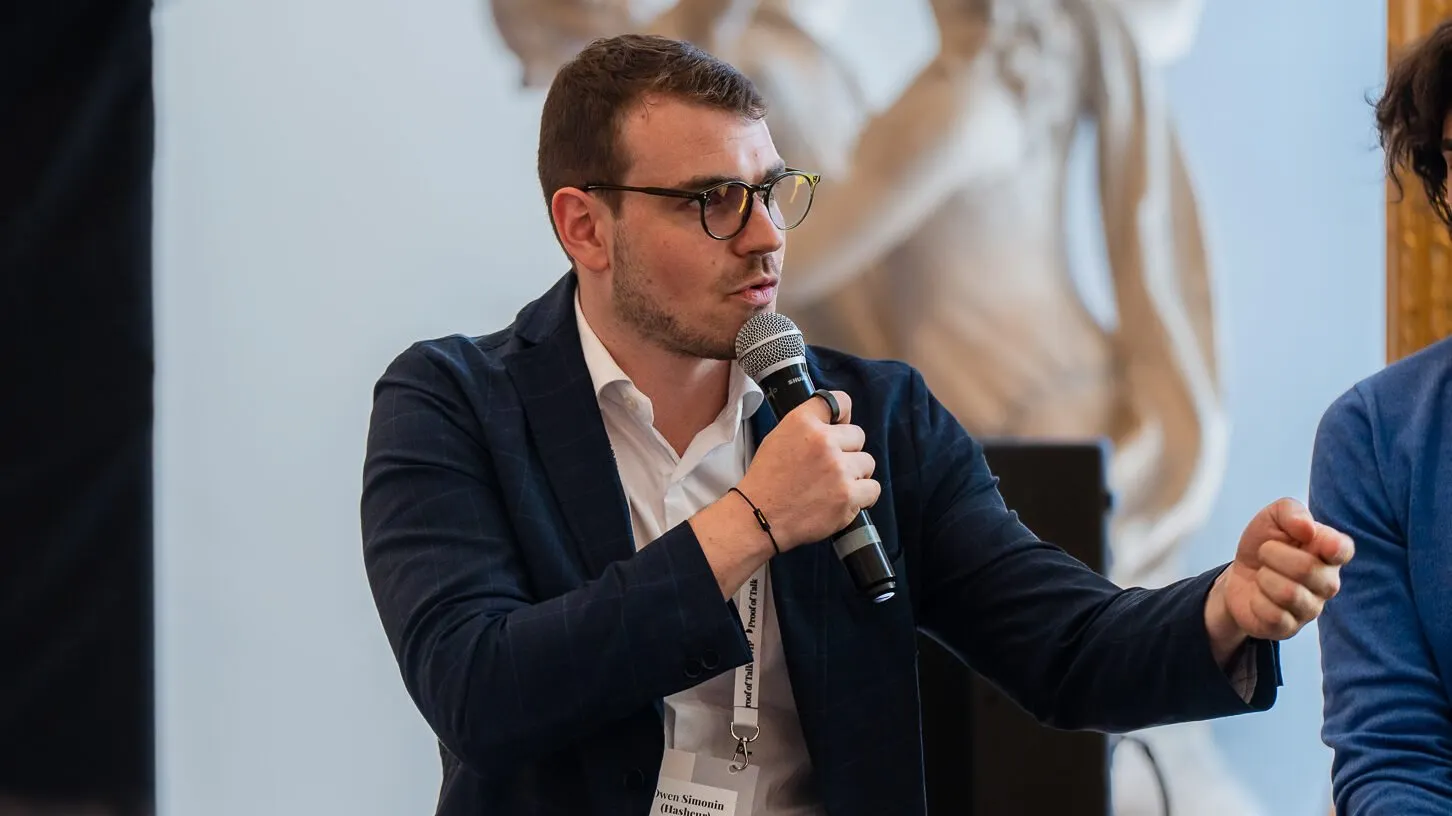 Empresario y YouTuber Francés Advierte Que la Represión de EE.UU. Está ...